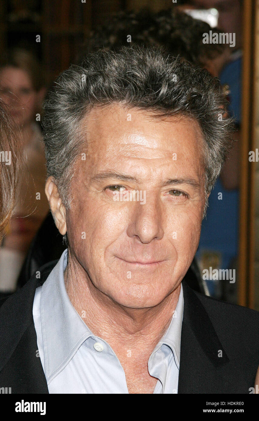 Dustin Hoffman at the premiere of the film, 'Meet The Fockers' on ...