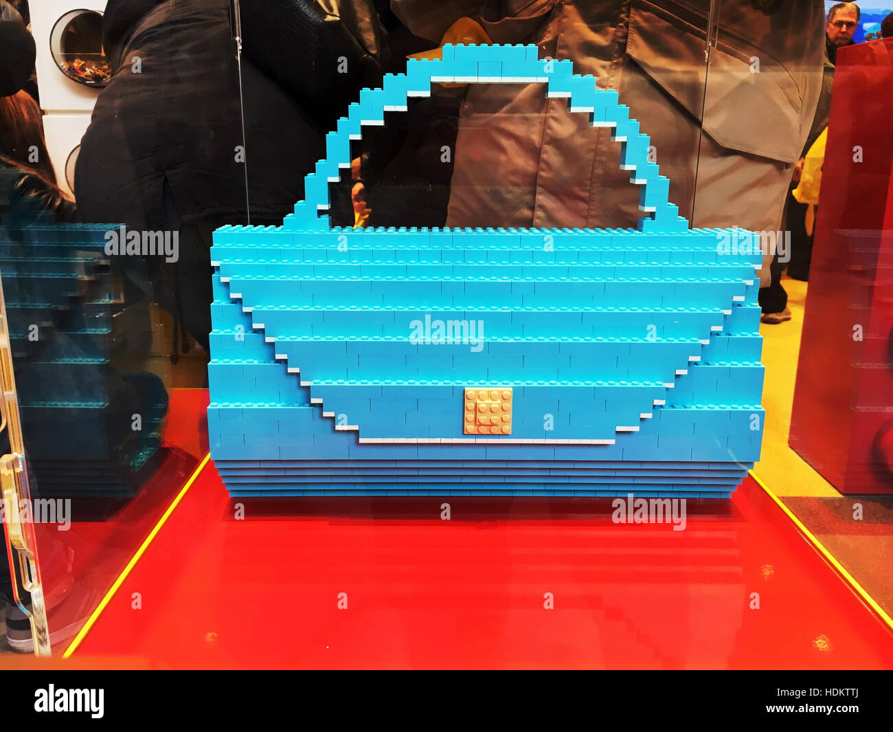 Lego opens it's largest store in Europe at the Piazza San Babila in ...