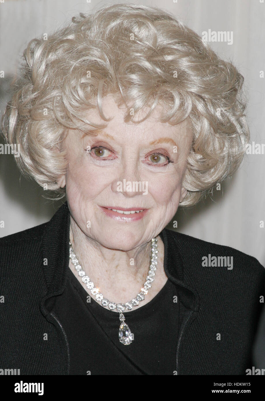 Phyllis Diller at the 11th Annual Gala for The Children to benefit A ...