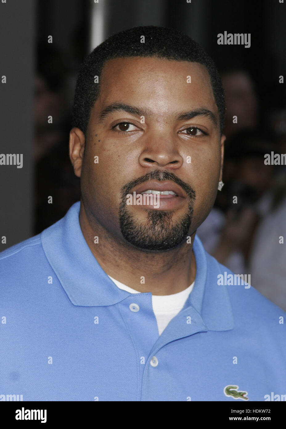 Ice cube actor hi-res stock photography and images - Alamy
