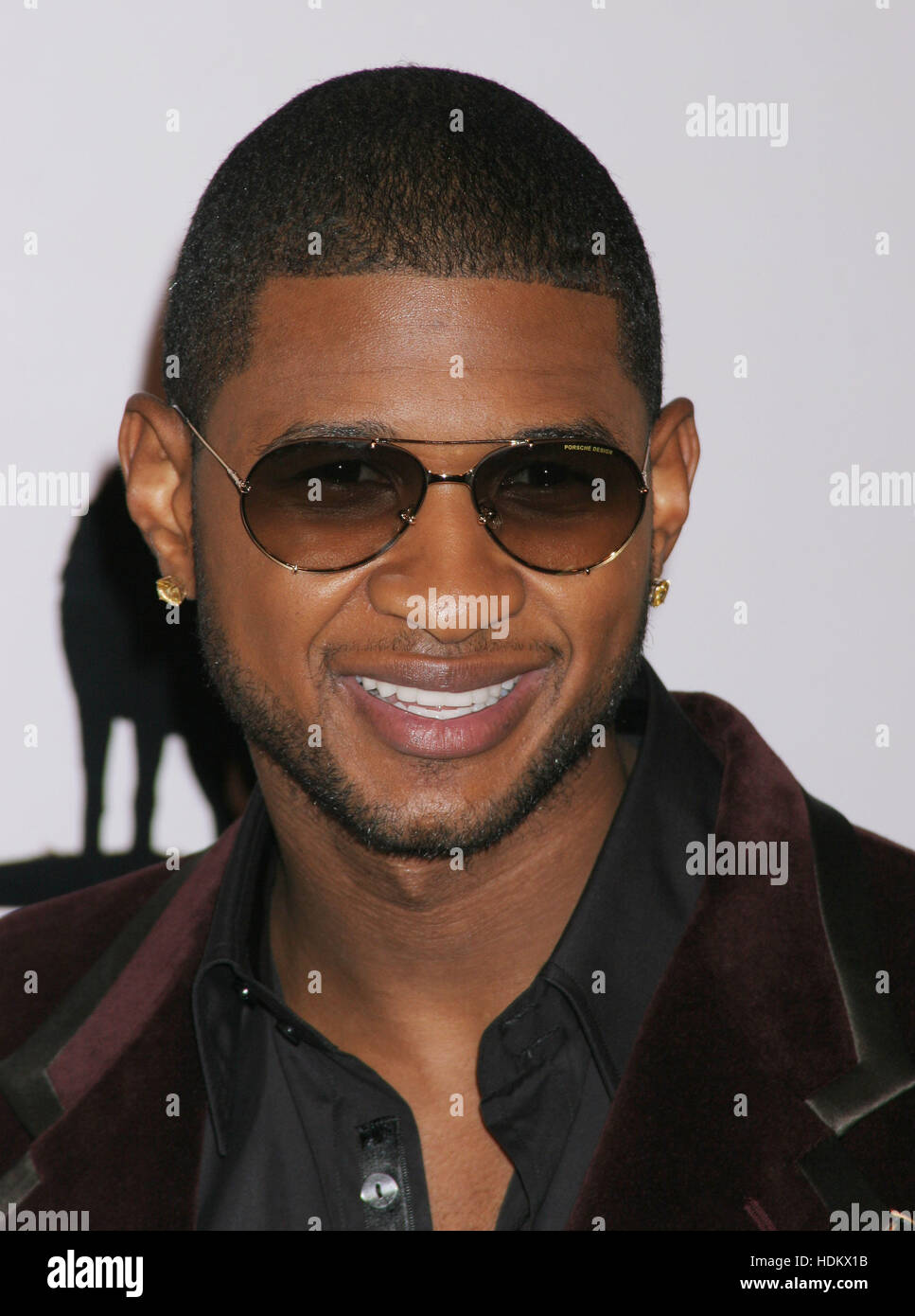 Usher singer hi-res stock photography and images - Alamy