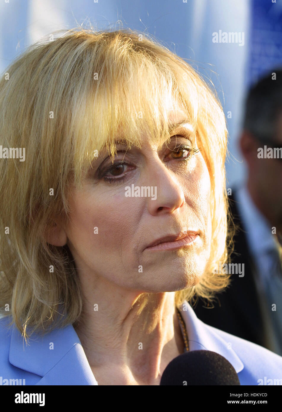 Judith light actress hi-res stock photography and images - Alamy