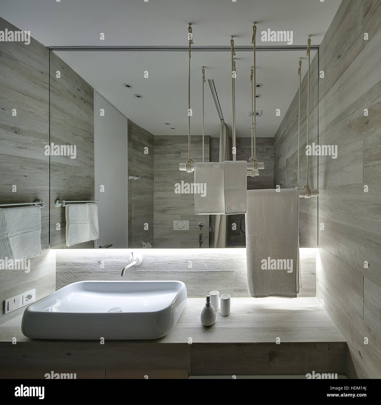 Socket bathroom hi-res stock photography and images - Alamy