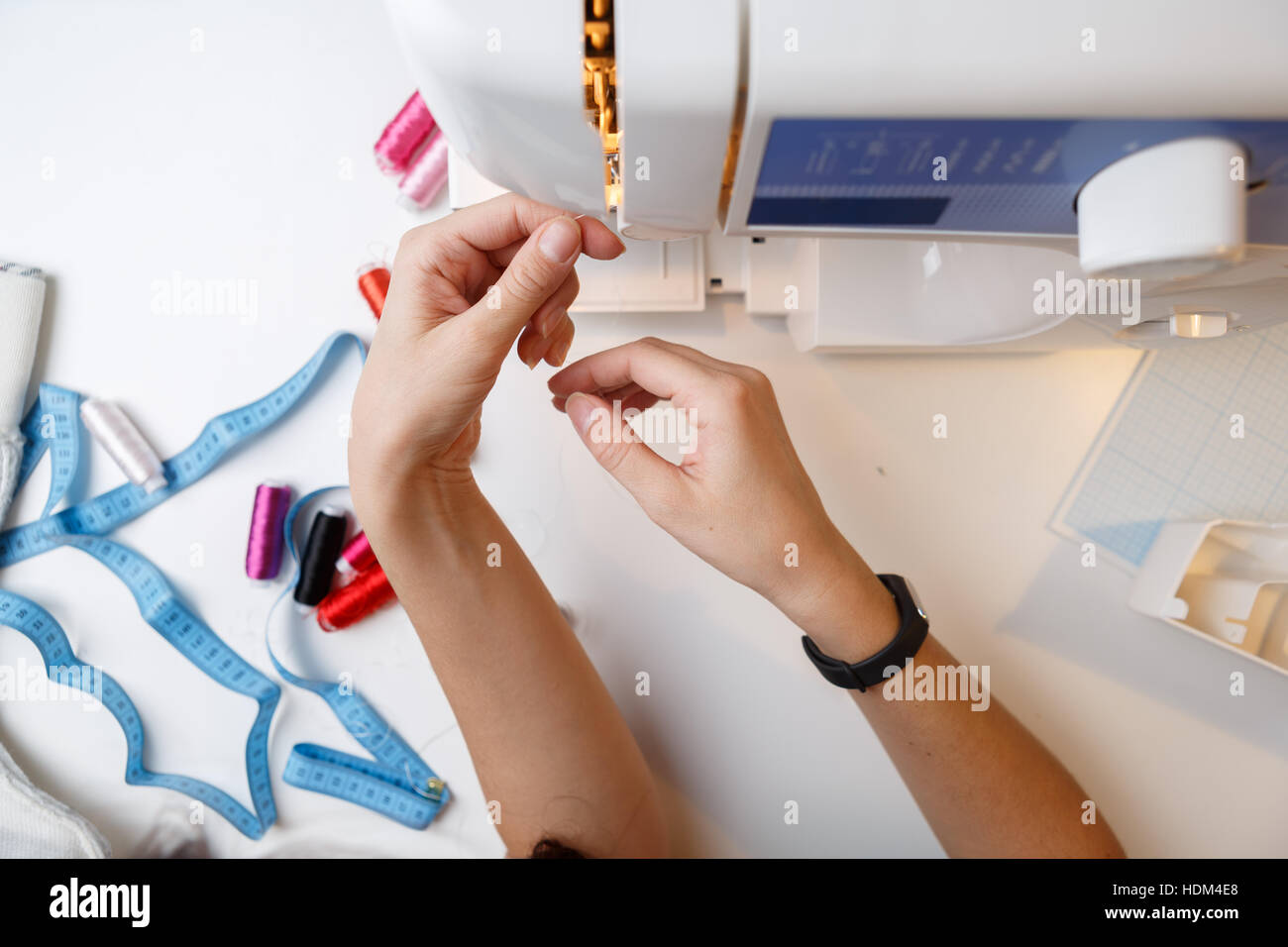 Close up hand inserts hi-res stock photography and images - Alamy