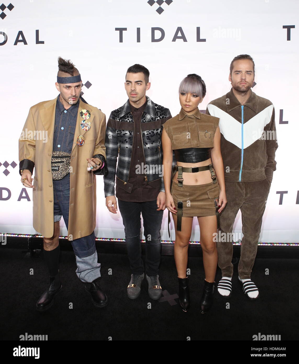 TIDAL X: 1015 - Star-studded benefit concert hosted by TIDAL and Robin ...