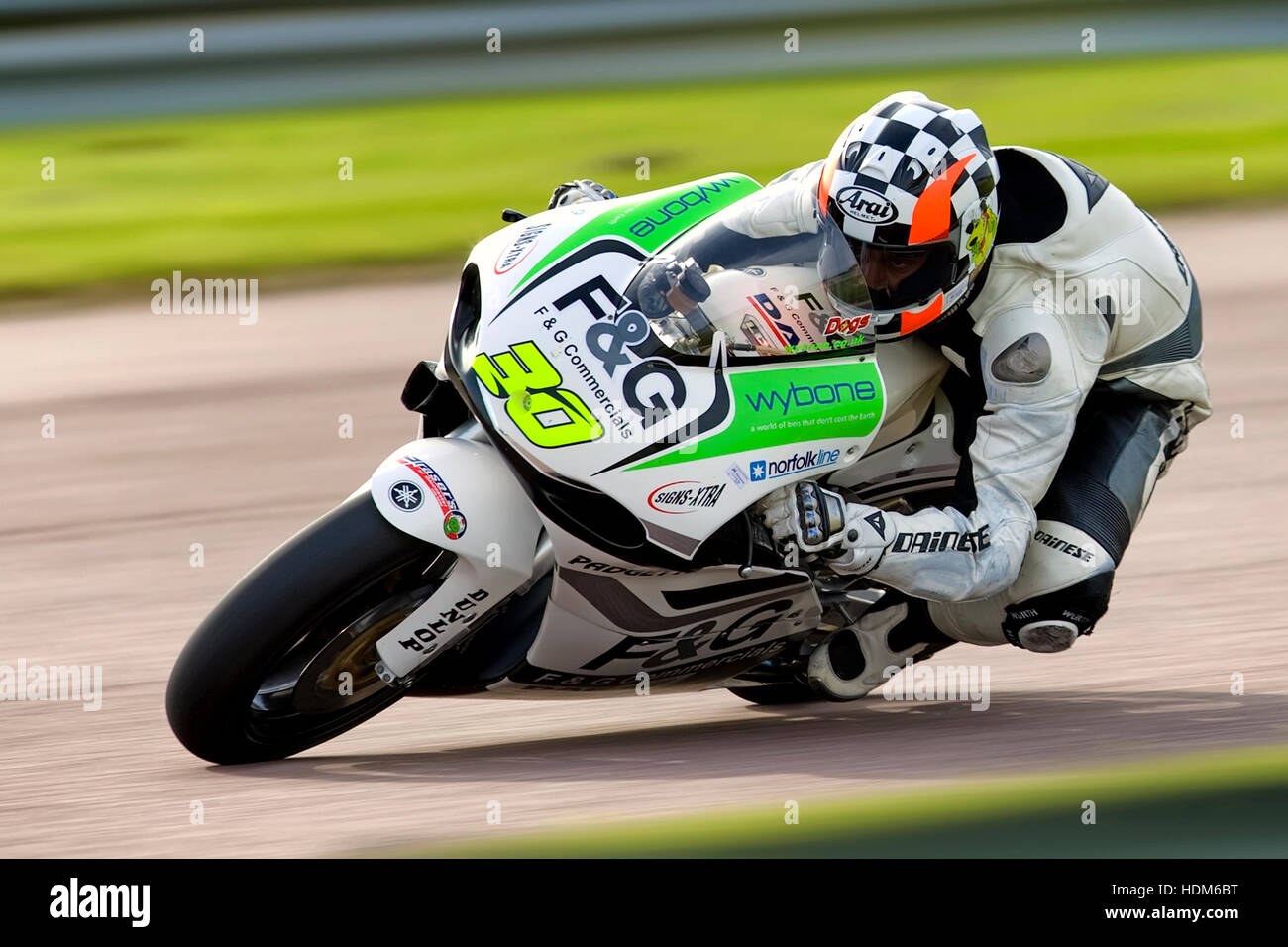 Mark Davies on the F&G/ Wybone sponsored Yamaha TZ250 at the NGRRC ...