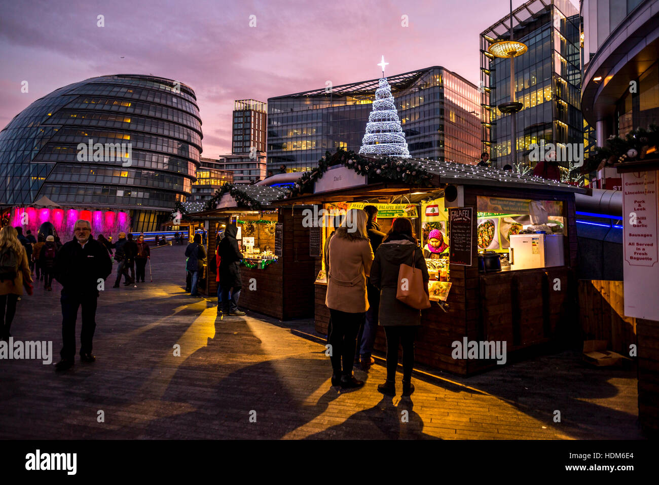 Riverside christmas market hi-res stock photography and images - Alamy