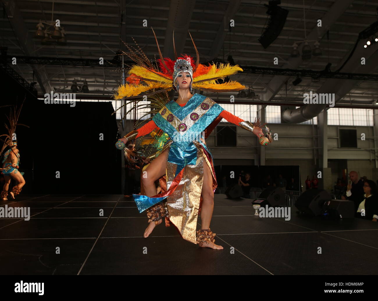 Festival people en espanol hi-res stock photography and images - Alamy