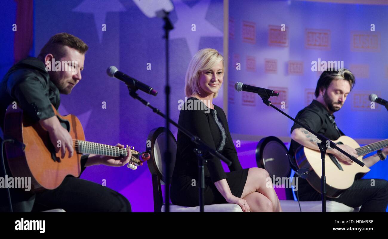 Country singer Kellie Pickler performs at the USO Gala at the ...