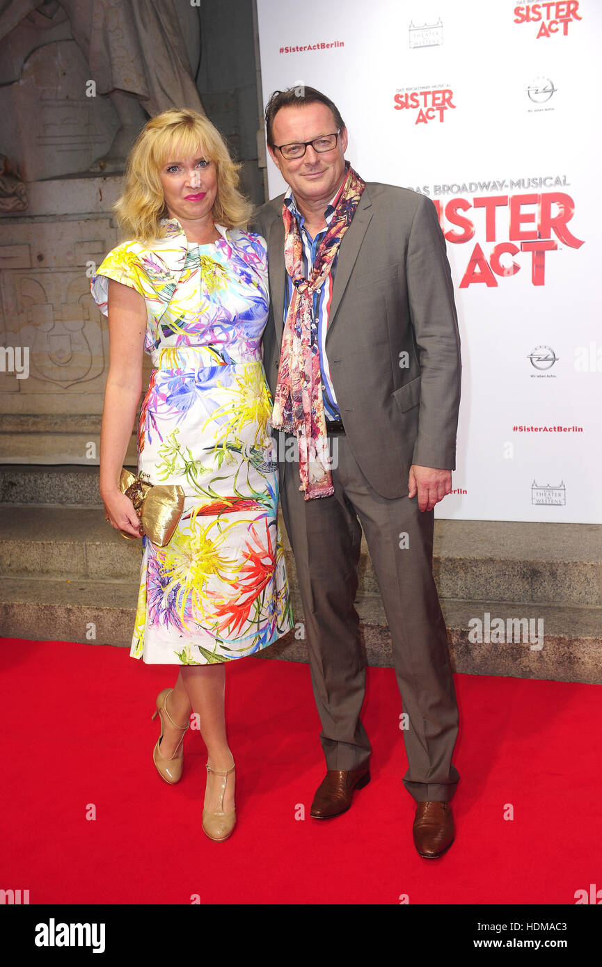 Musical premiere Sister Act at 'Theater des Westens'. Featuring: Nanna ...