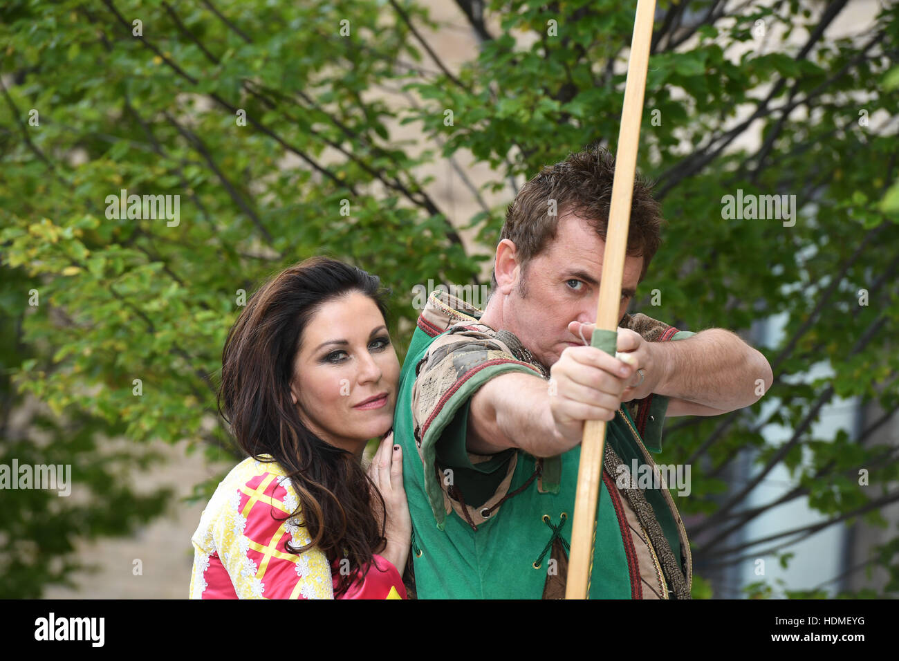 Robin Hood Panto starring Shane Richie and Jessie Wallace at the ...