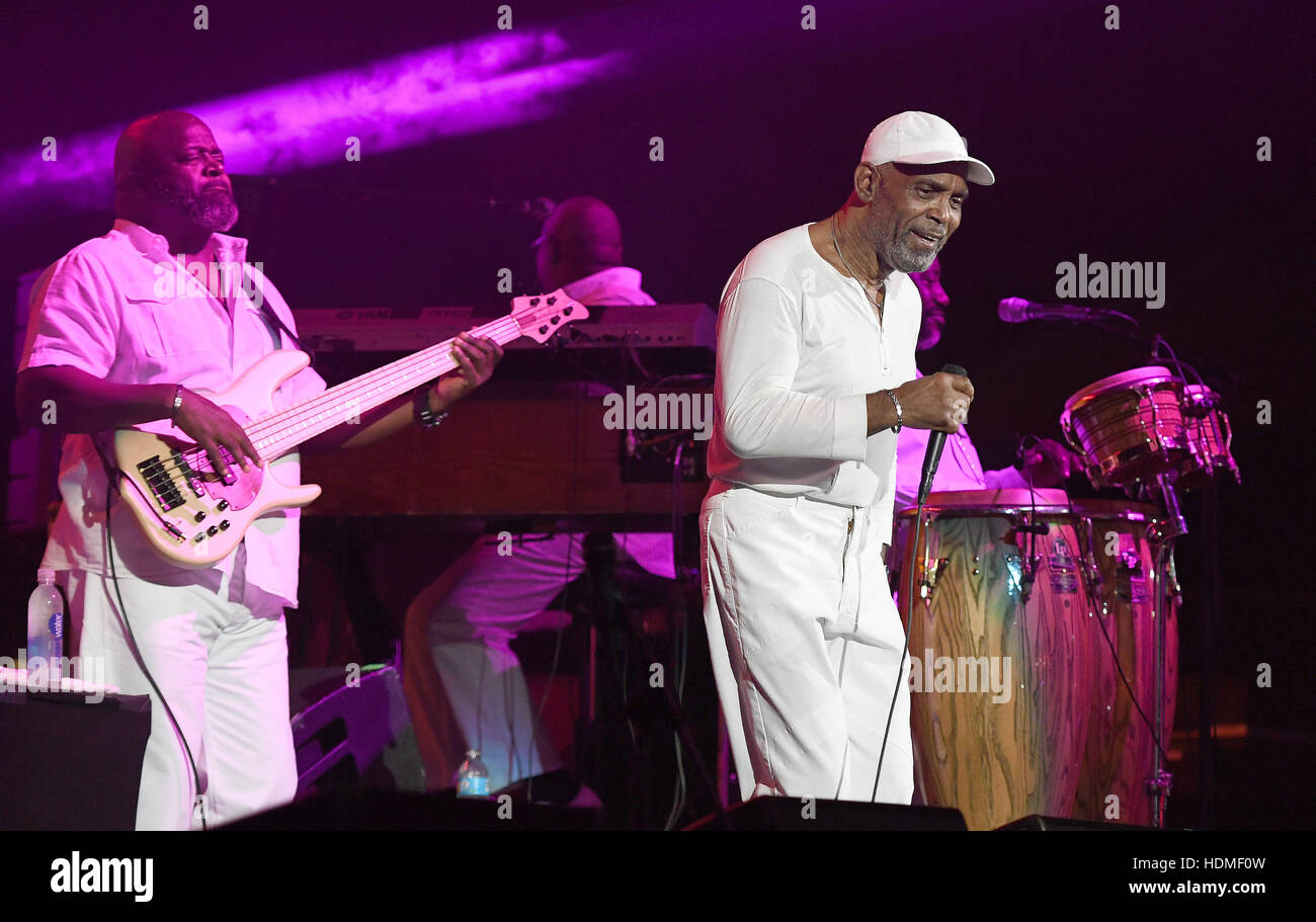 Hot 105 2nd Annual R&B Groove Concert at BankUnited Center in Coral ...