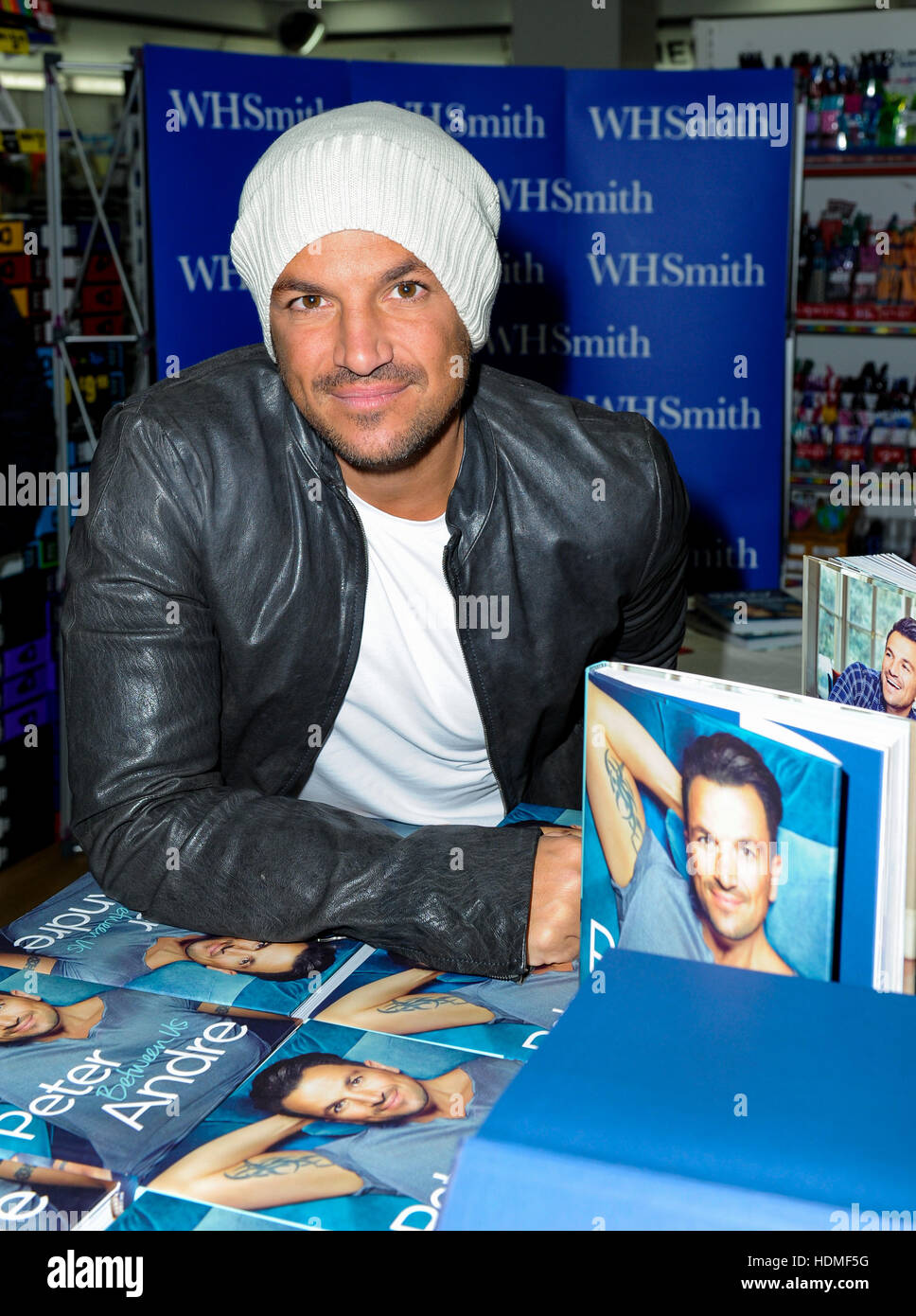 Peter Andre signs copies of his new book "Come Fly With Me", in WHSmith ...