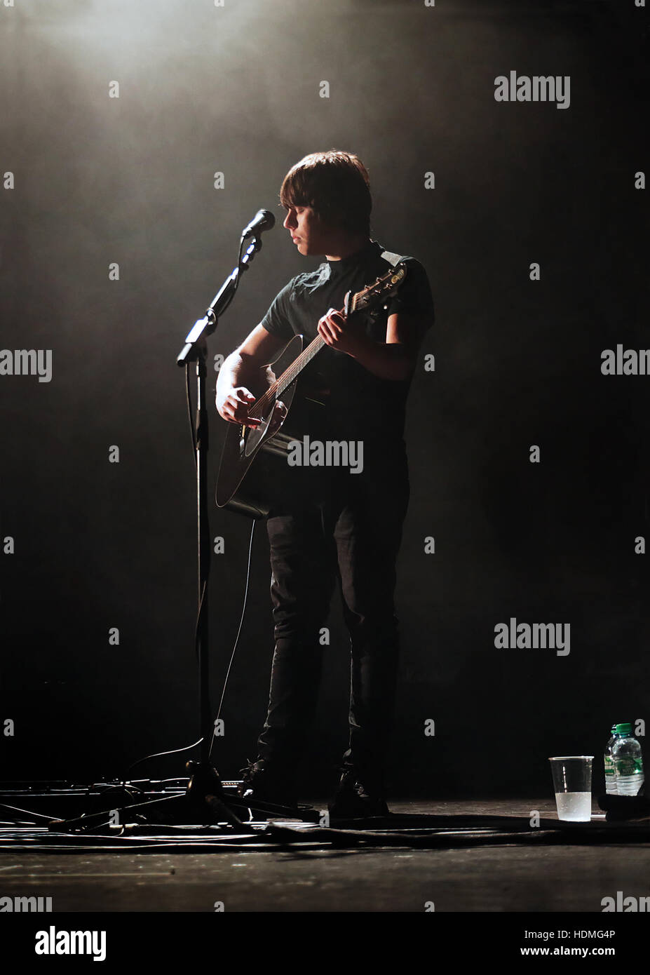 Jake bugg manchester apollo hi-res stock photography and images - Alamy