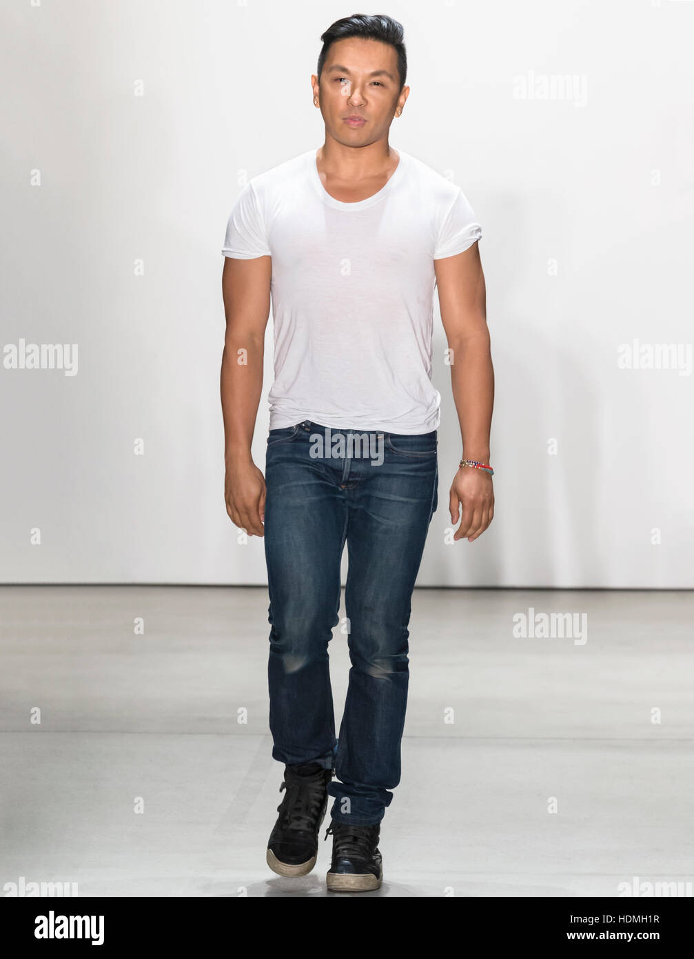 Gurung prabal hi-res stock photography and images - Alamy