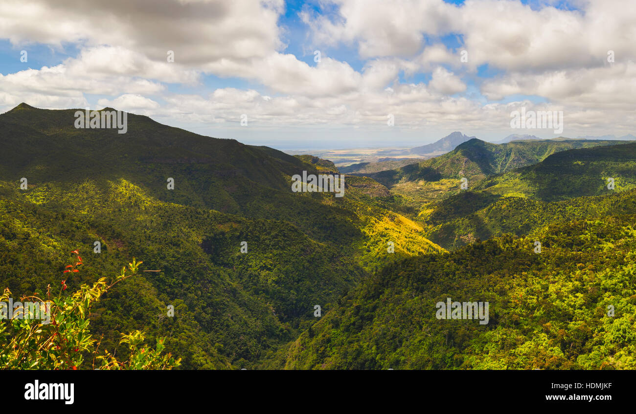 Black river national park viewpoint hi-res stock photography and images ...