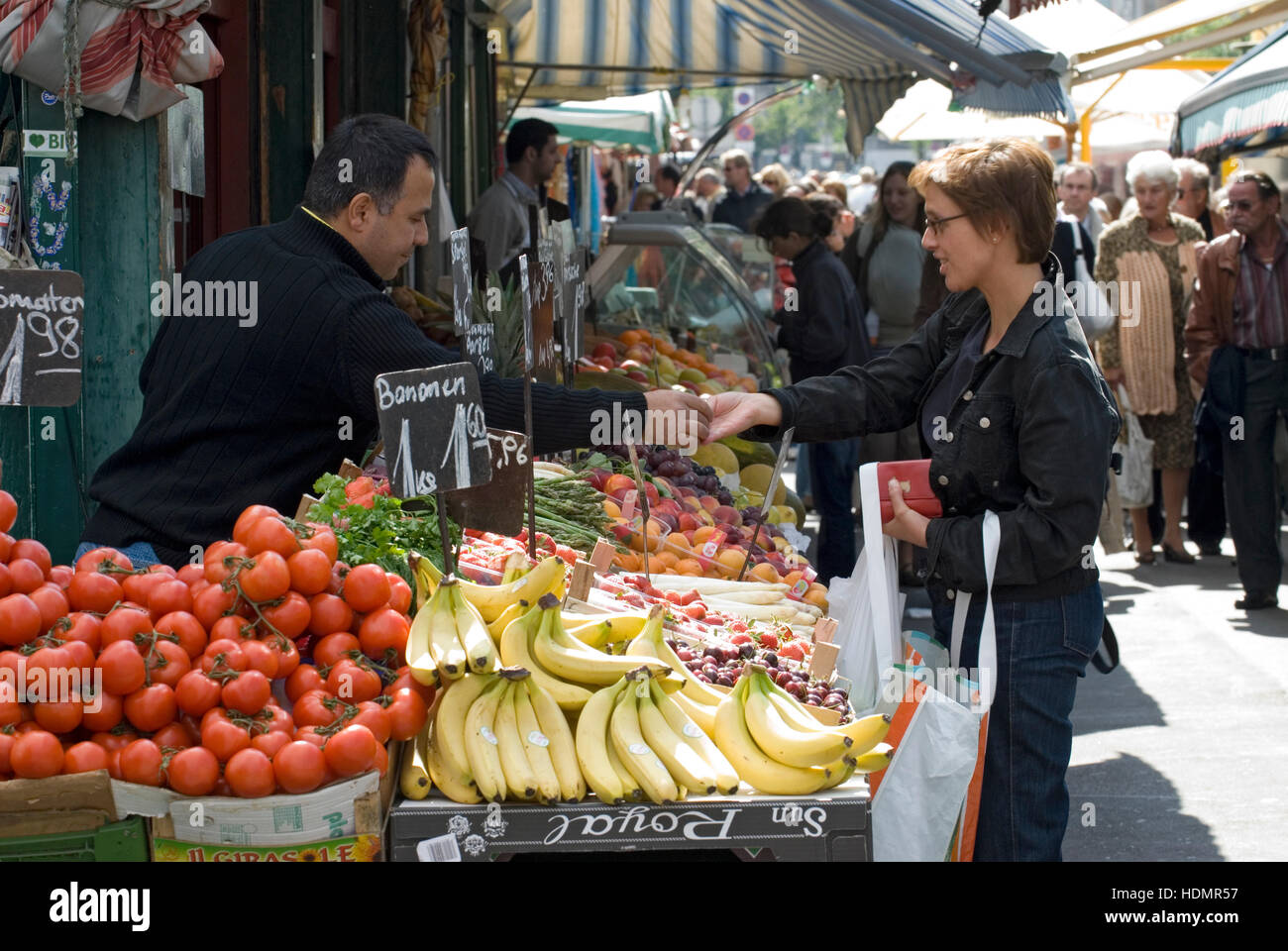 Vegetable stand naschmarkt vienna austria hi-res stock photography and ...