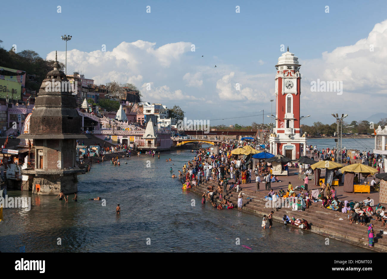 Ritual bath in ganges hi-res stock photography and images - Alamy