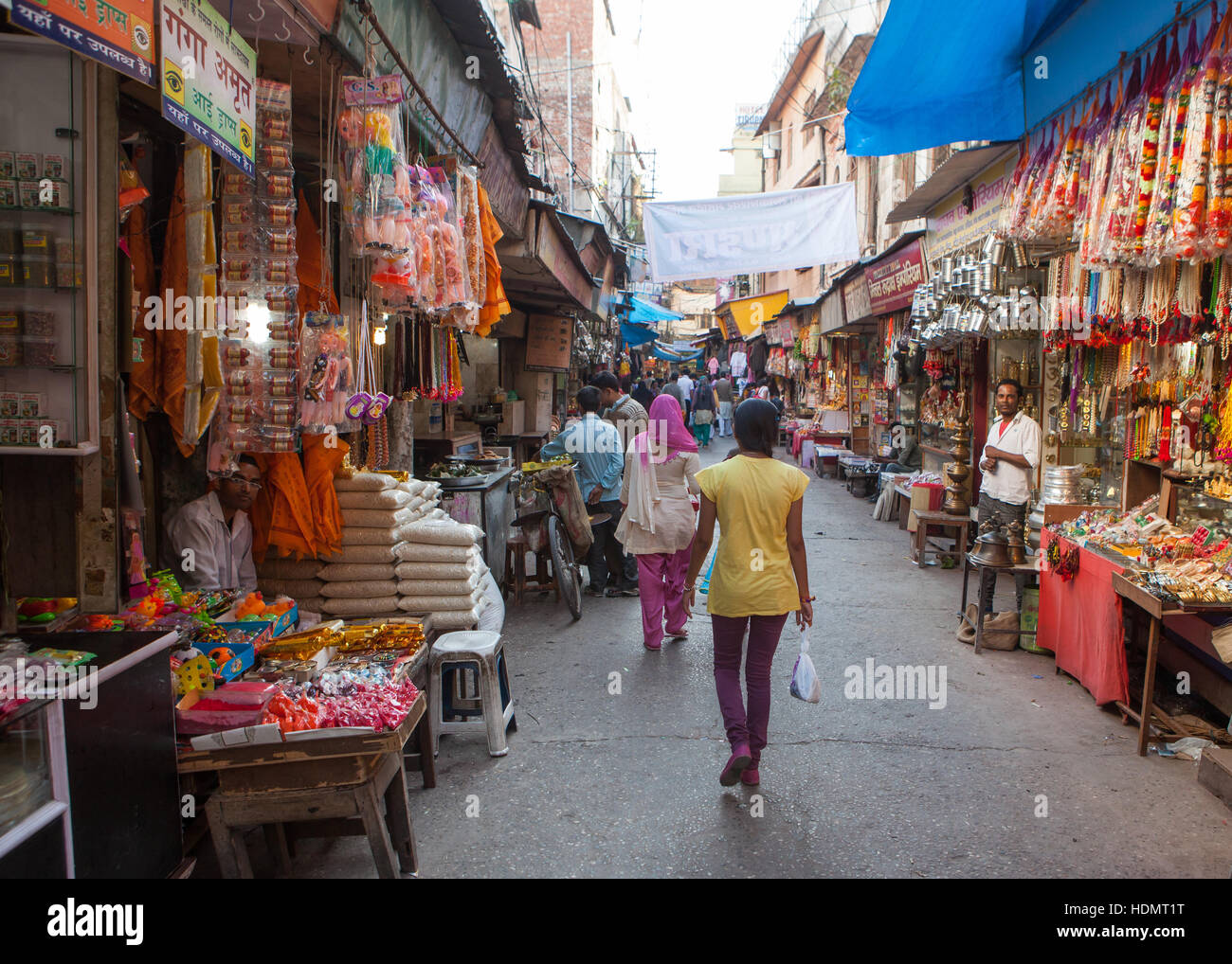 Narrow shopping street in Haridwar, India Stock Photo - Alamy