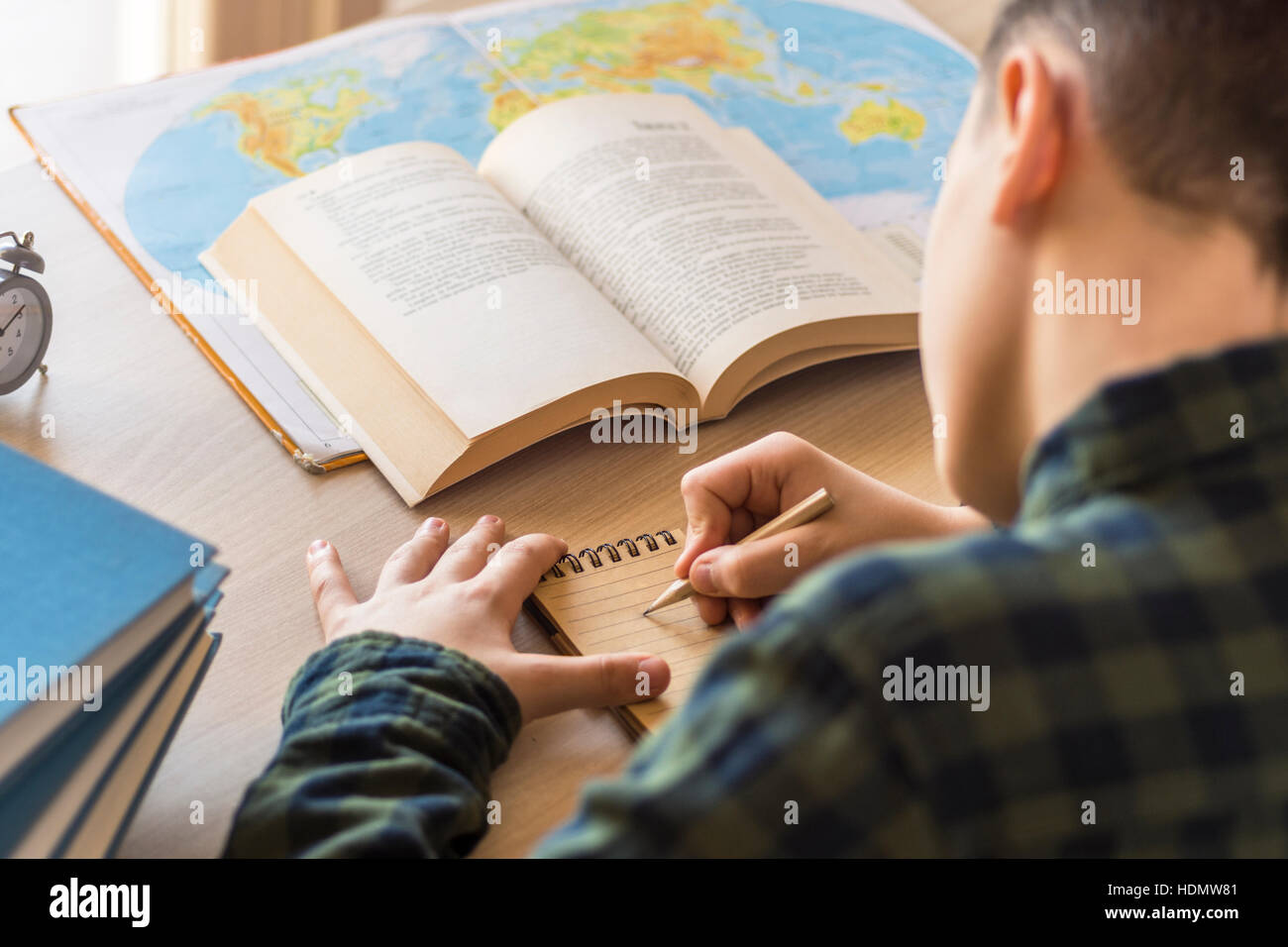 Teen writing desk hi-res stock photography and images - Alamy