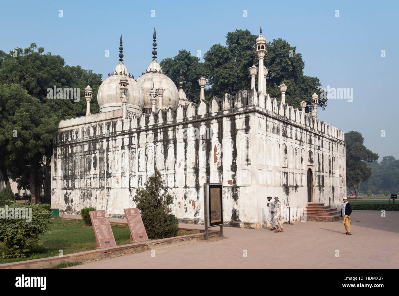 Moti Masjid (Pearl Mosque), Red Fort, Old Delhi, India Stock Photo - Alamy