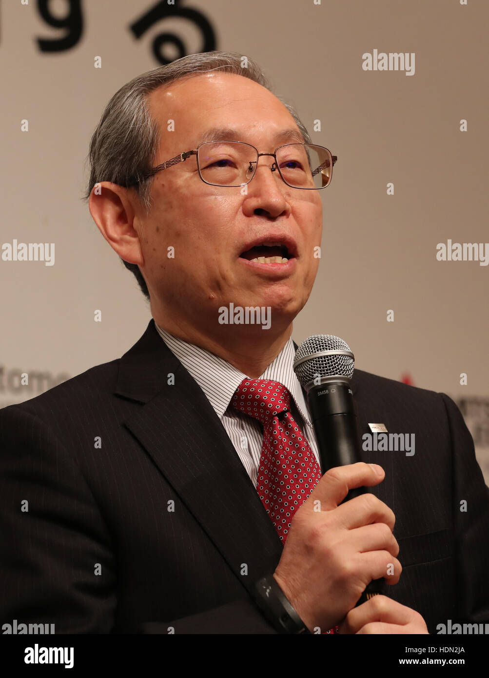 Tokyo, Japan. 13th Dec, 2016. Japan's Toshiba president Satoshi ...