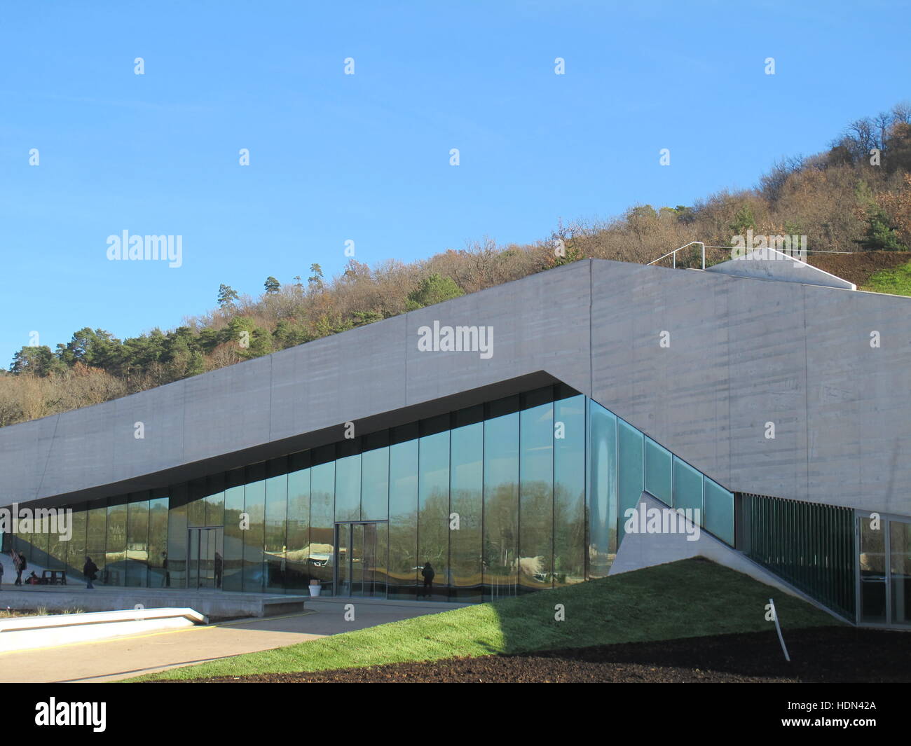 Stone age cave hi-res stock photography and images - Alamy