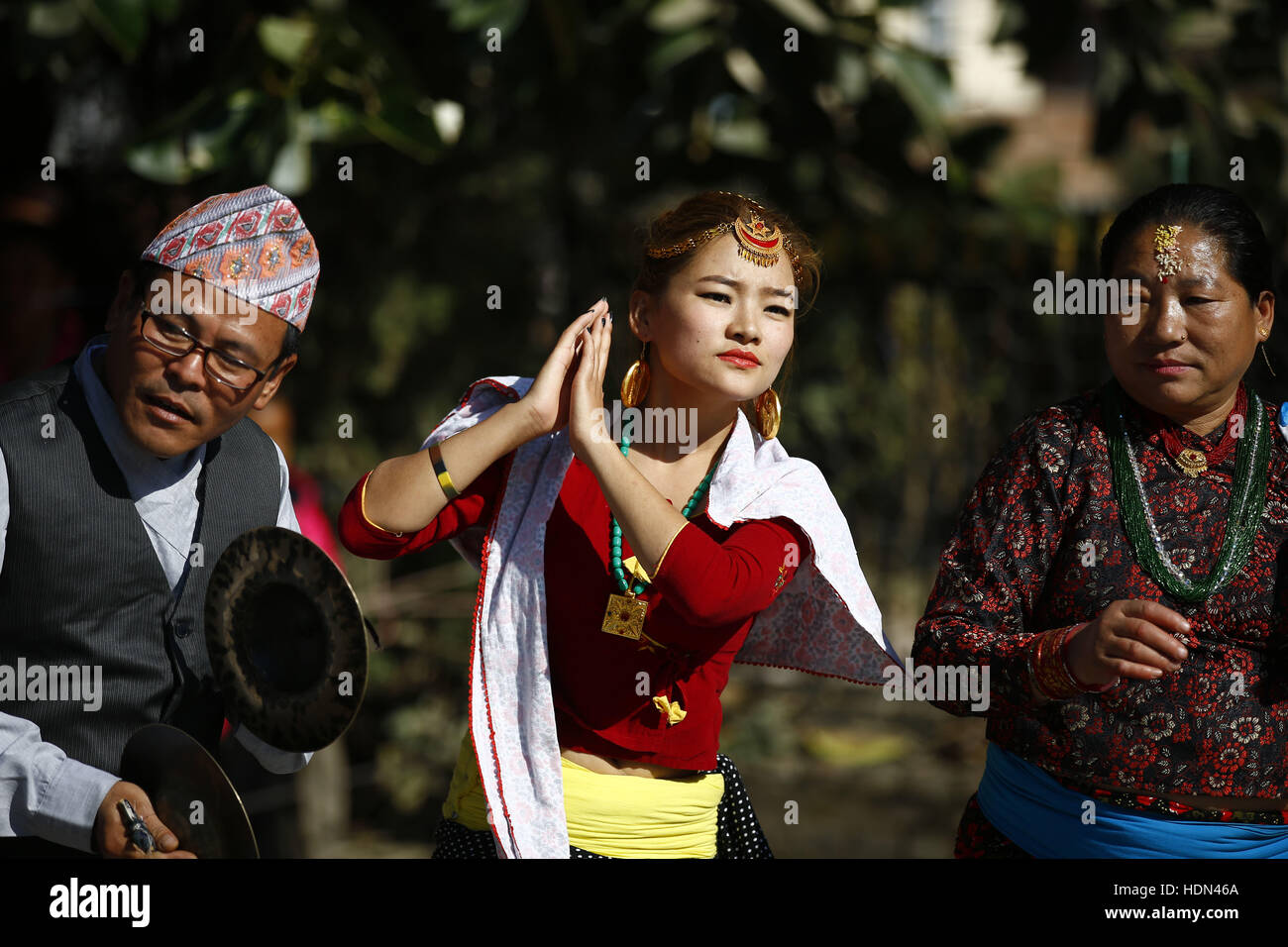 Lalitpur, Nepal. 13th Dec, 2016. Nepalese people from Kirat community ...