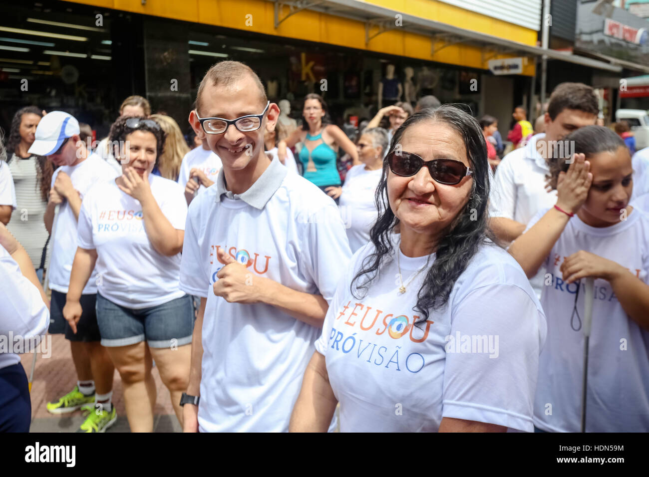 SÃO JOSÉ DOS CAMPOS, SP - 13.12.2016: DIA NACIONAL DO DEFICIENTE VISUAL ...