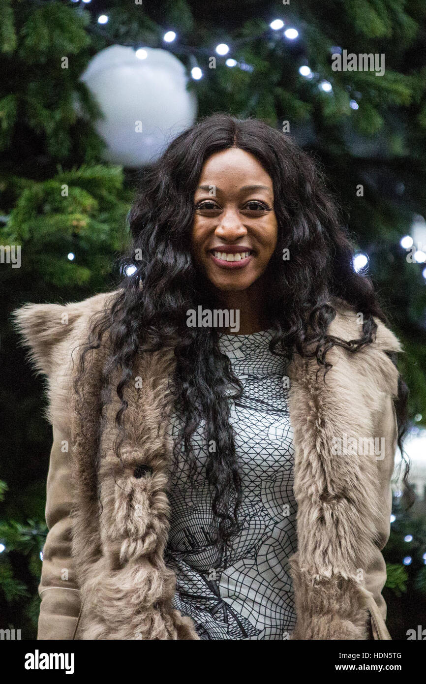 London, UK. 13th December, 2016. Beverley Knight poses in front of the ...