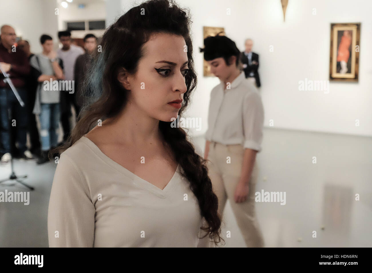 Drag alon hi-res stock photography and images - Alamy