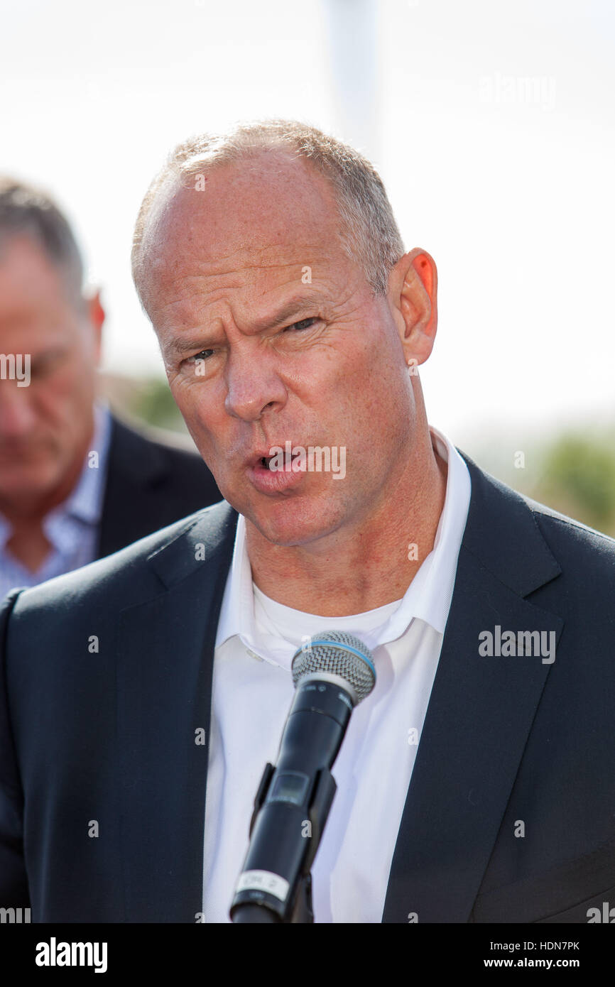 San Diego, California, USA. 13th Dec, 2016. 9 Western Governors ...