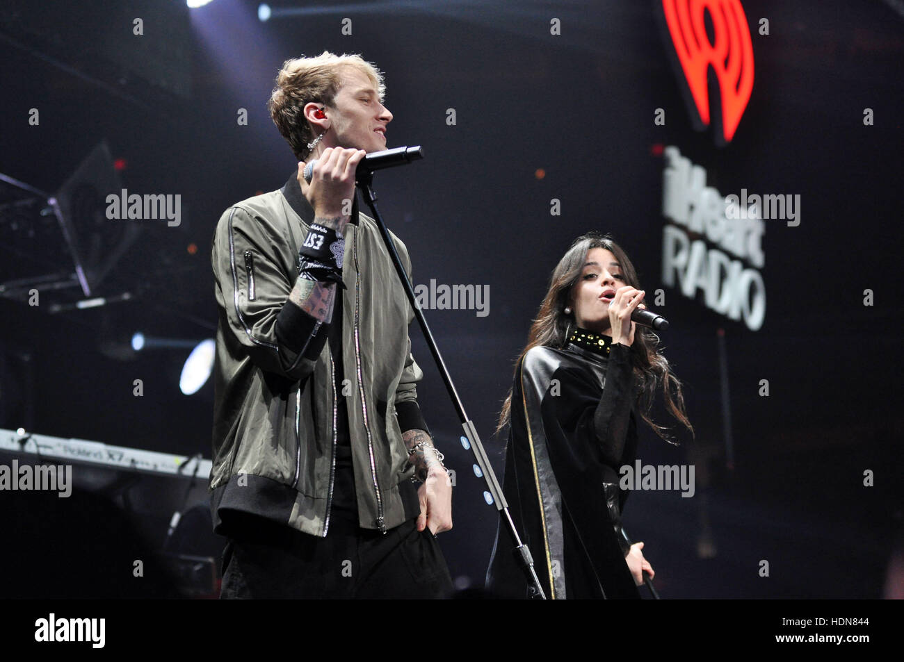 2016 Machine Gun Kelly High Resolution Stock Photography and Images - Alamy