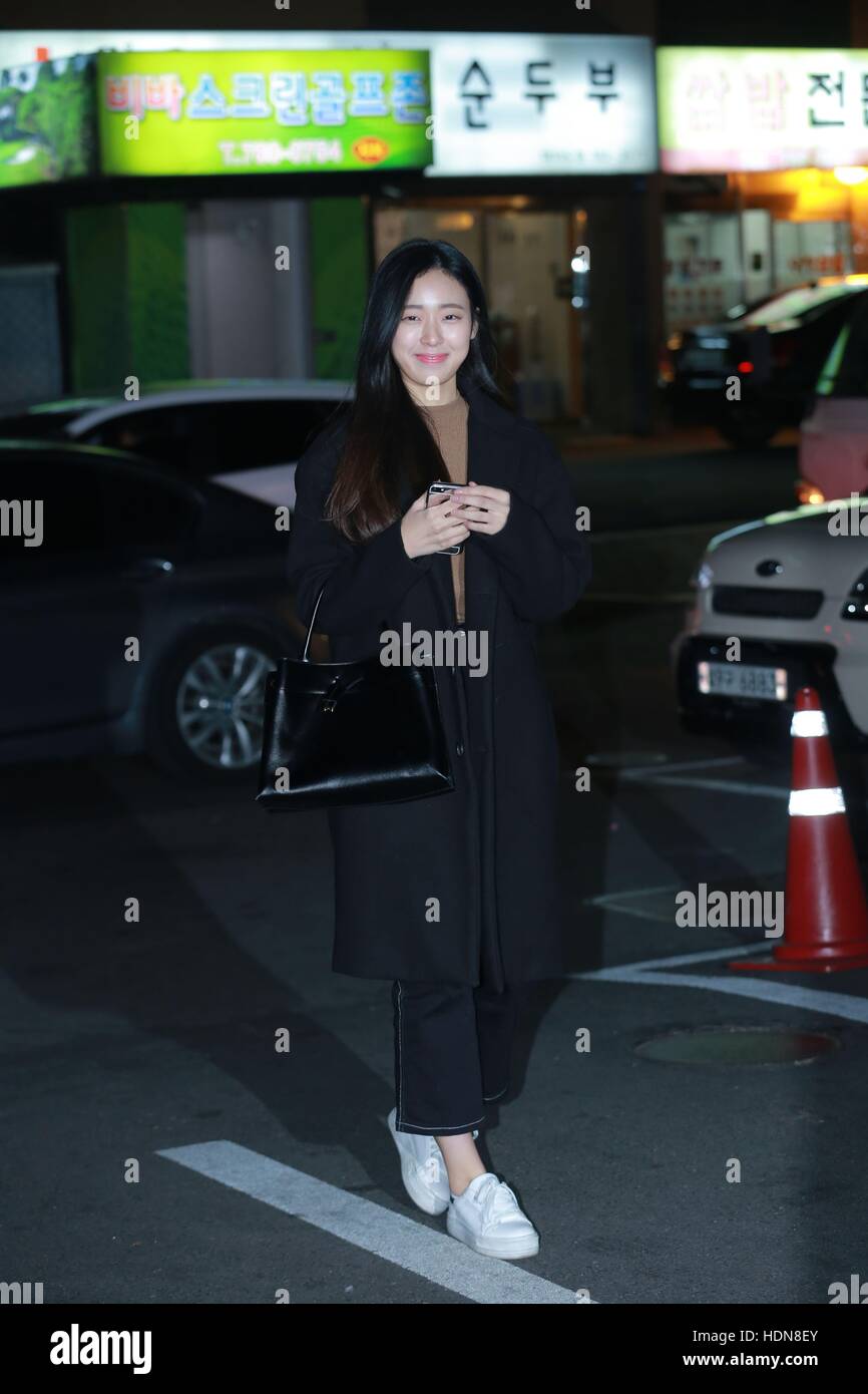 Seoul, Korea. 13th Dec, 2016. Su Ae, Young-gwang Kim, Soo he Lee, Boa Cho attend ending ...