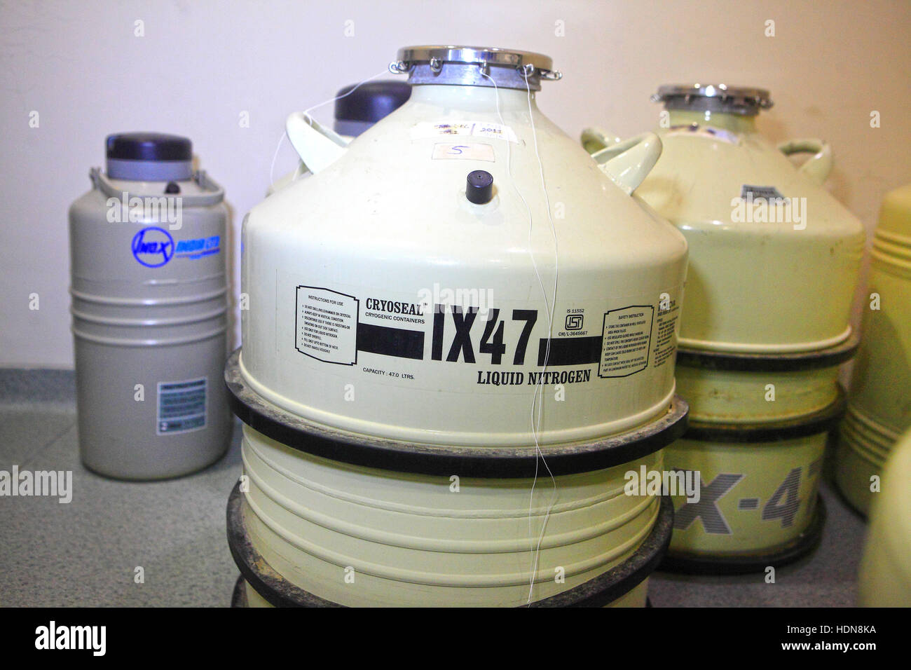 Human tanks hi-res stock photography and images - Alamy