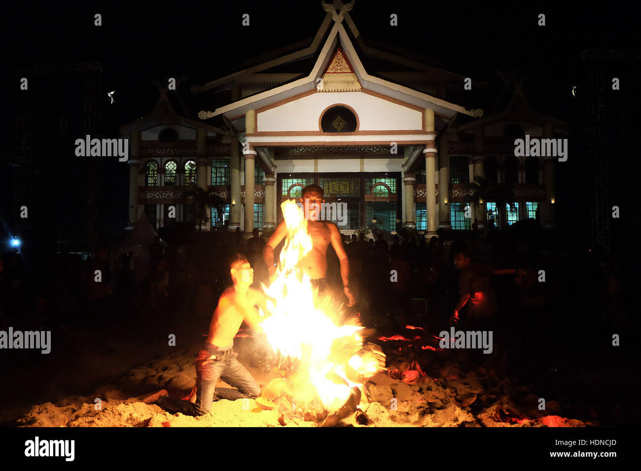 Possessed body hi-res stock photography and images - Alamy