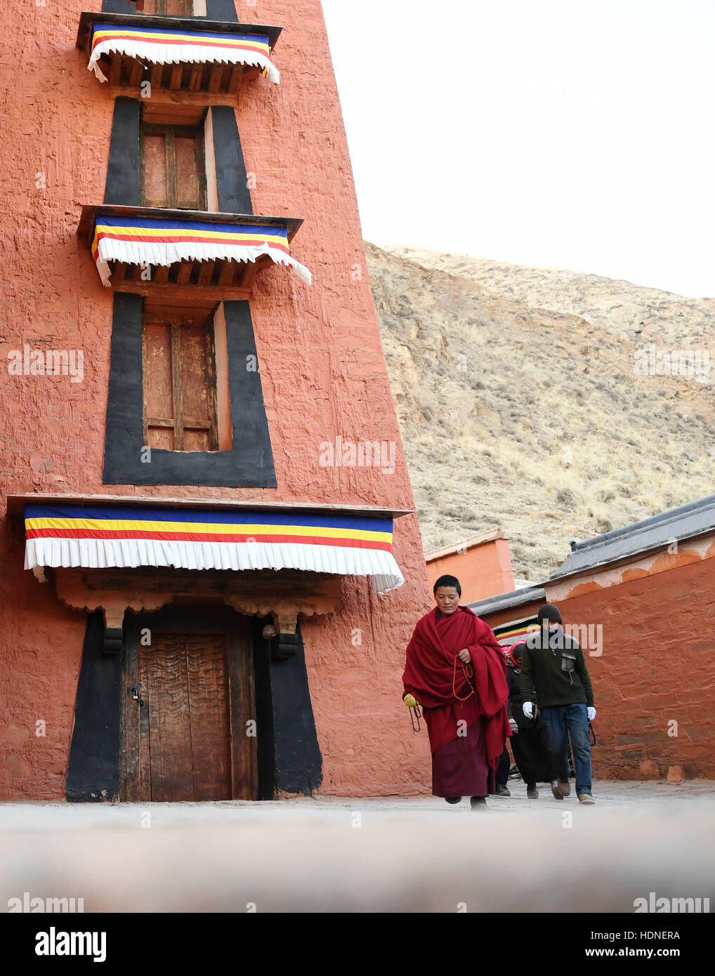 Lanzhou chinas gansu province 14th hi-res stock photography and images ...