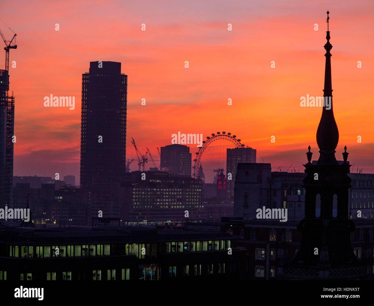 A stunning sunset over central London Stock Photo - Alamy