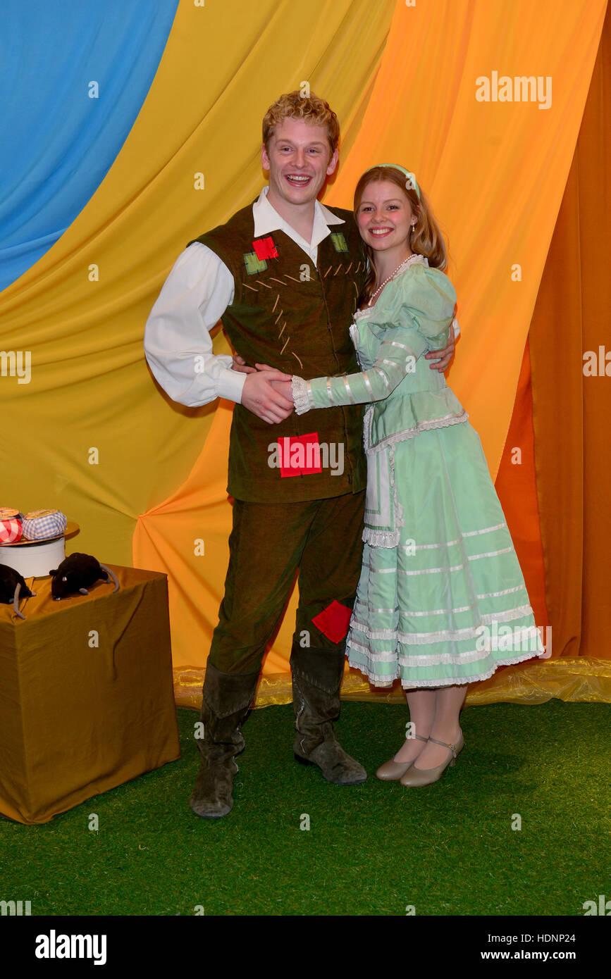 Dick Whittington Pantomime - Milton Keynes Theatre - Photocall ...
