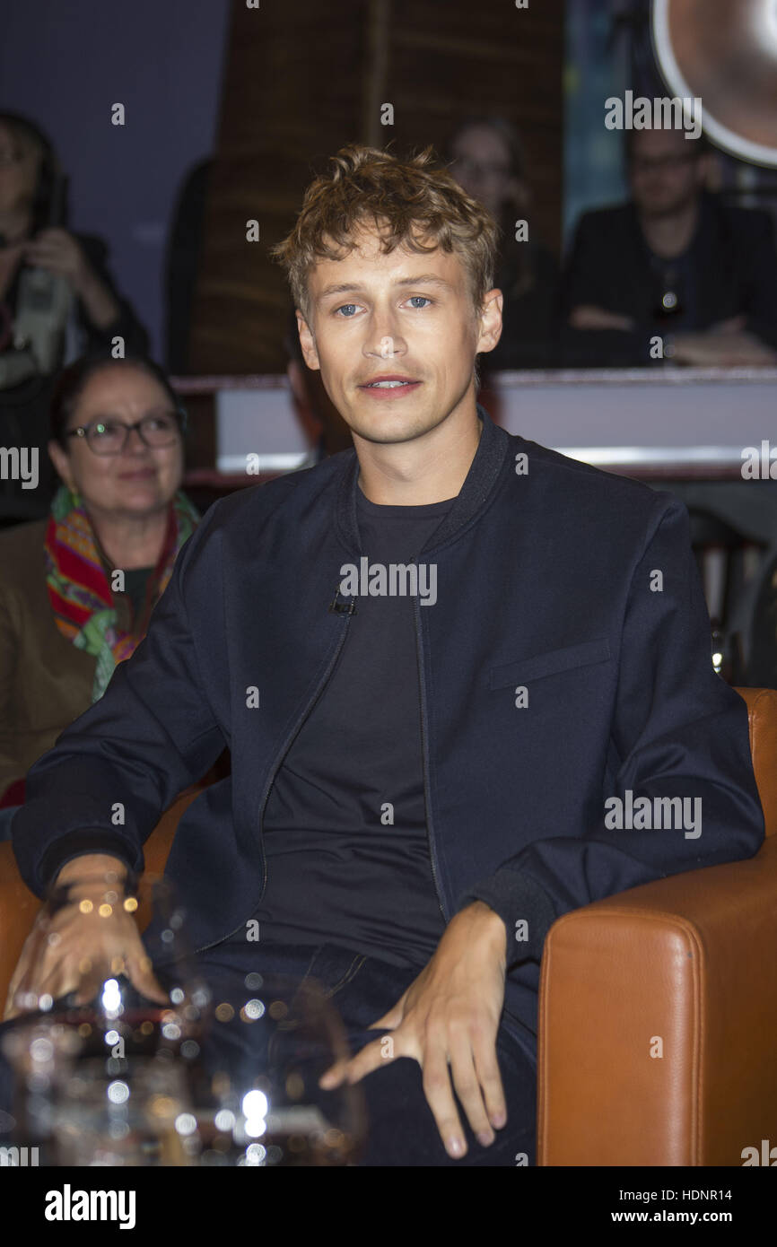 German NDR TV Talkshow NDR Talk Show at NDR-Studio Featuring: Tim ...