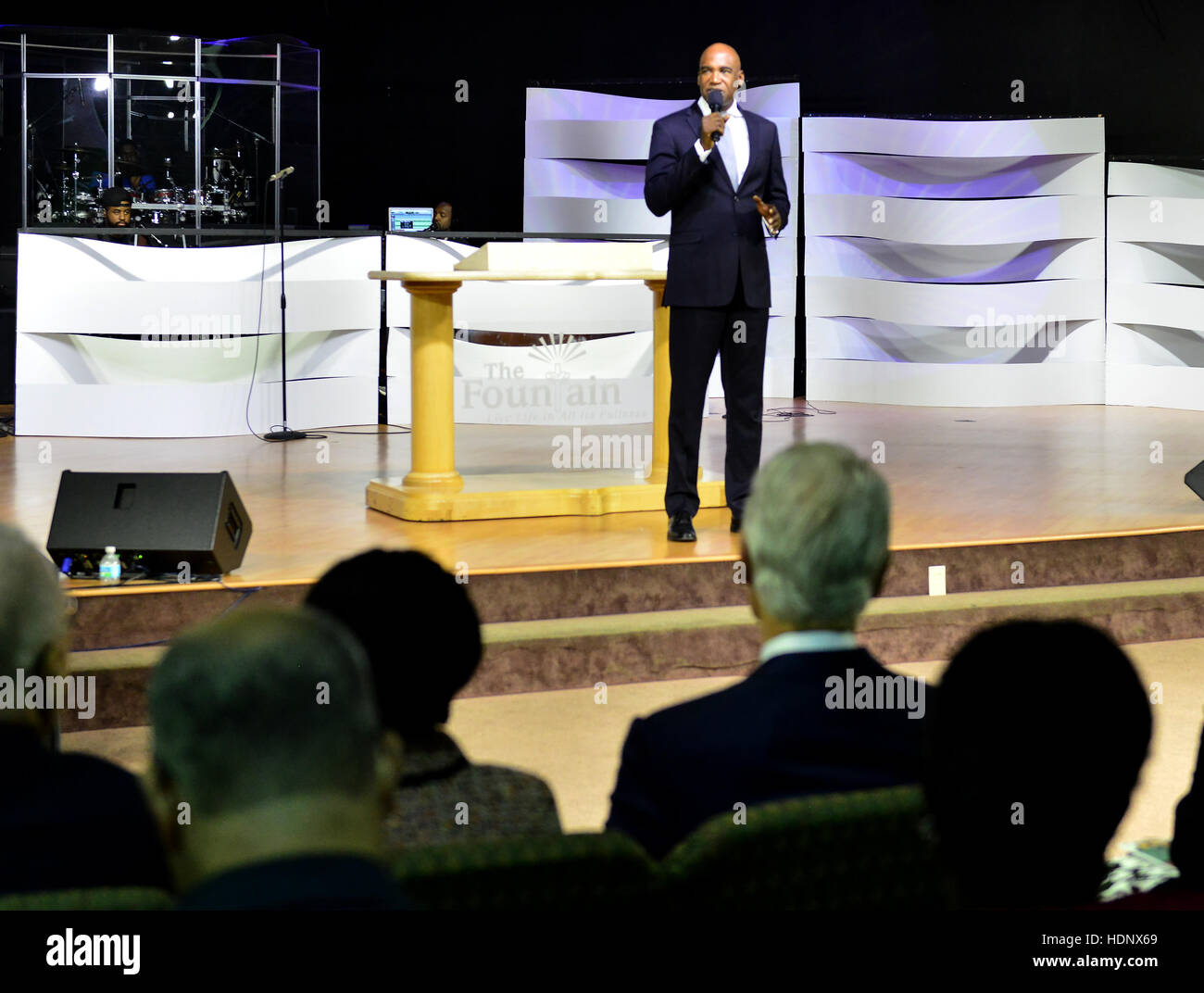 Bill Clinton, former U.S. President, speaking at the Fountain of New ...