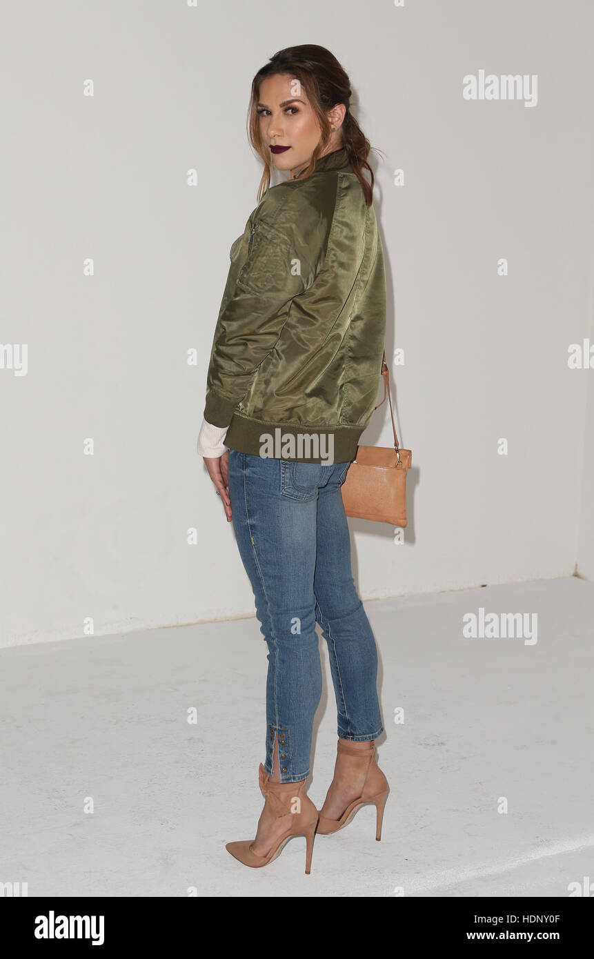 Elizabeth Glaser Pediatric Aids Foundation 'A Time For Heroes' Family ...