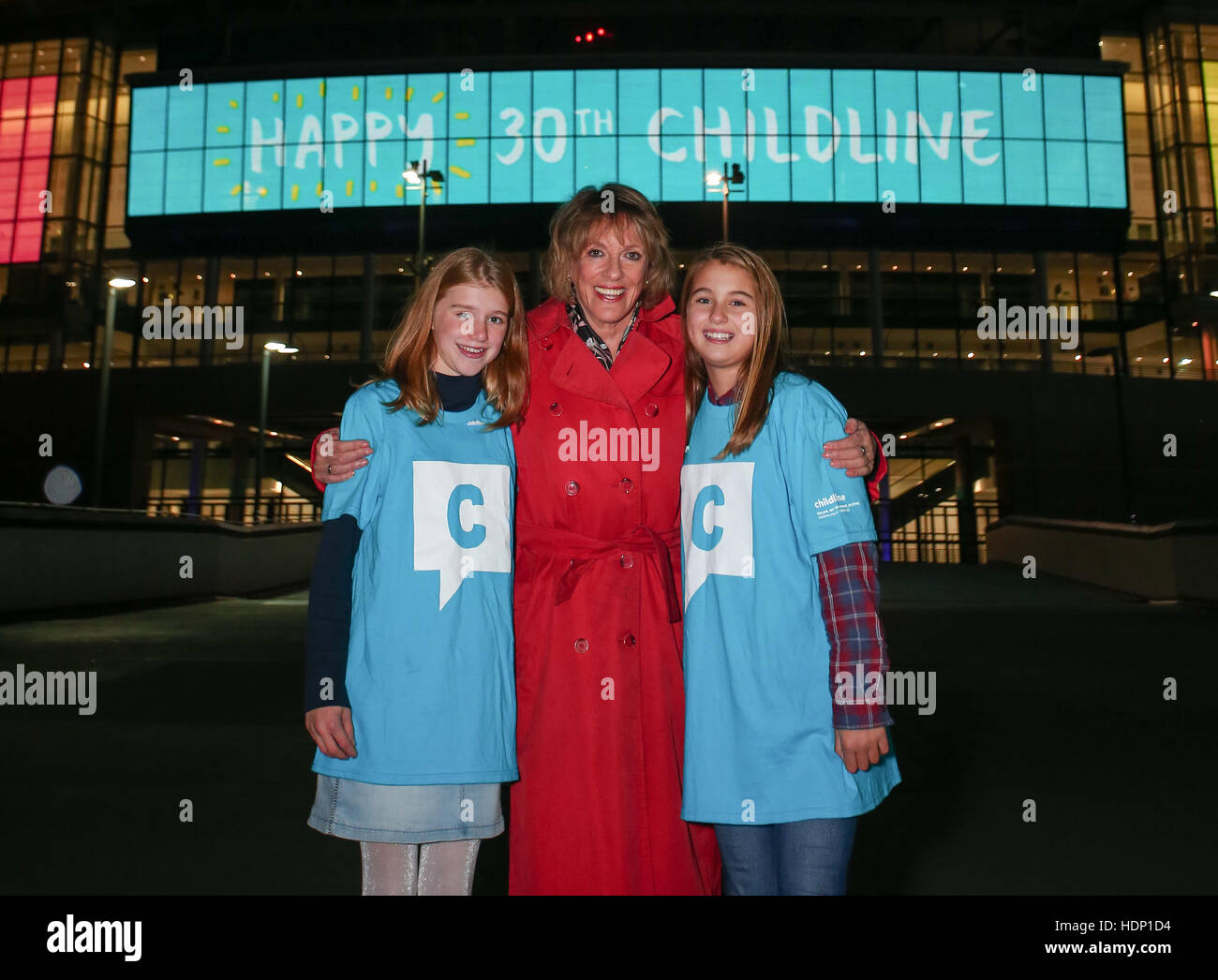 Esther Rantzen and some volunteers celebrate the 30th anniversary of ...