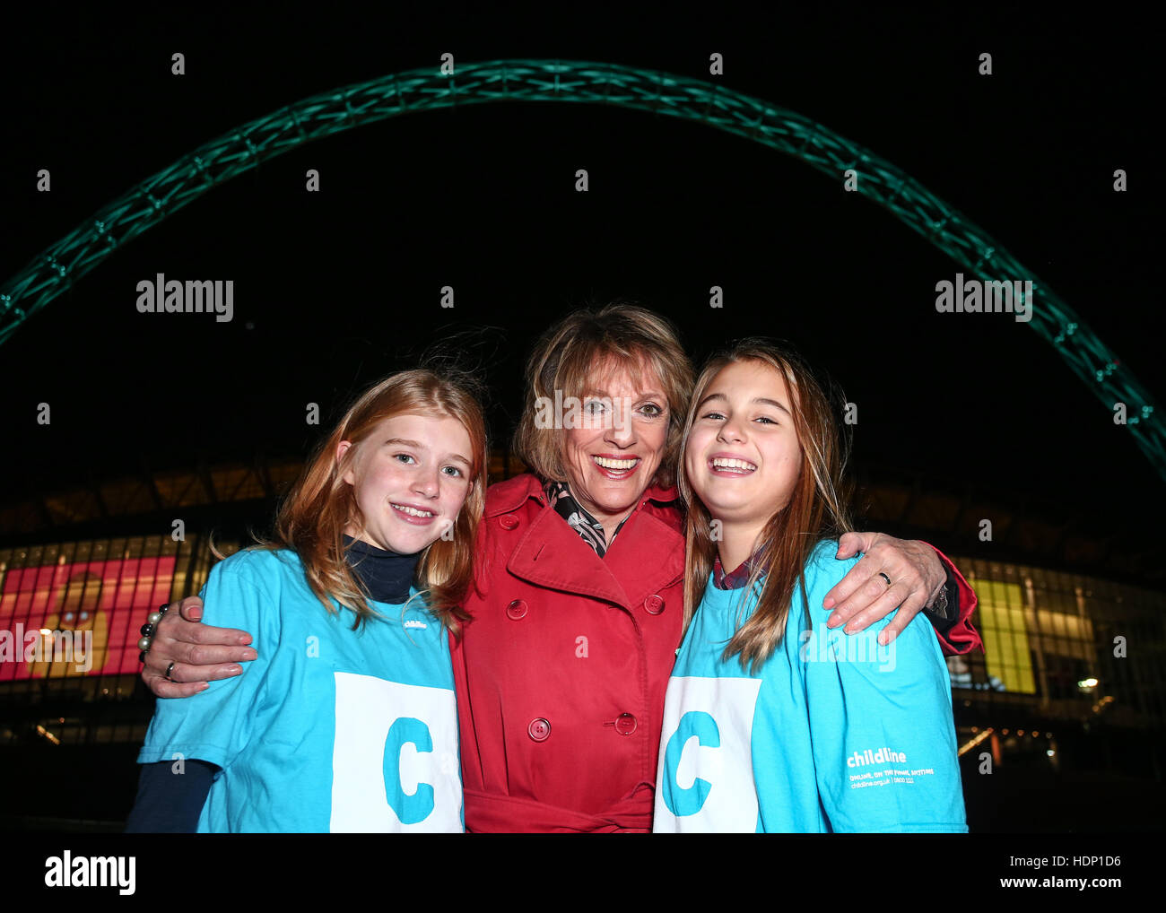 Esther Rantzen and some volunteers celebrate the 30th anniversary of ...