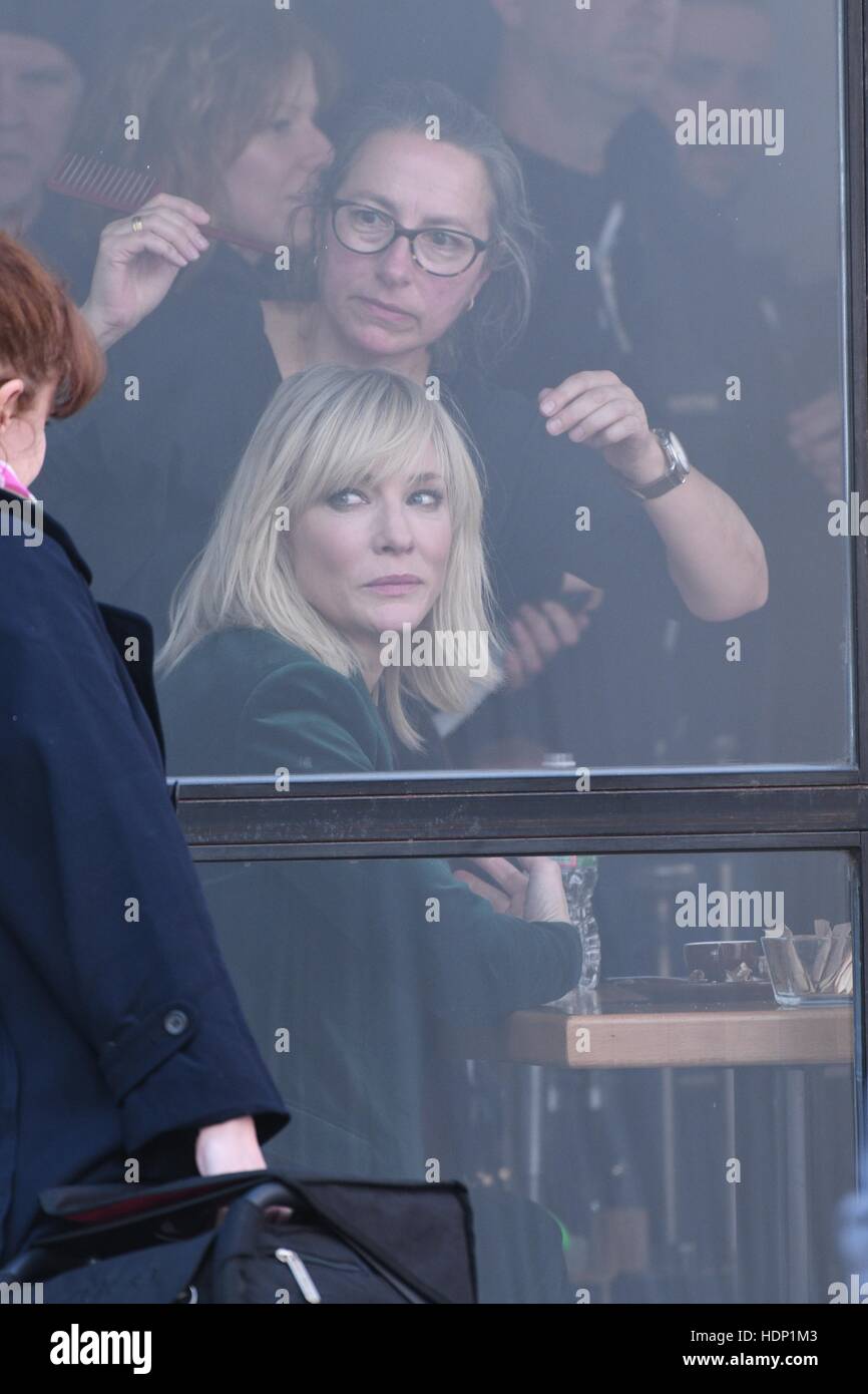 Sandra Bullock and Cate Blanchett on the set of 'Ocean's Eight ...