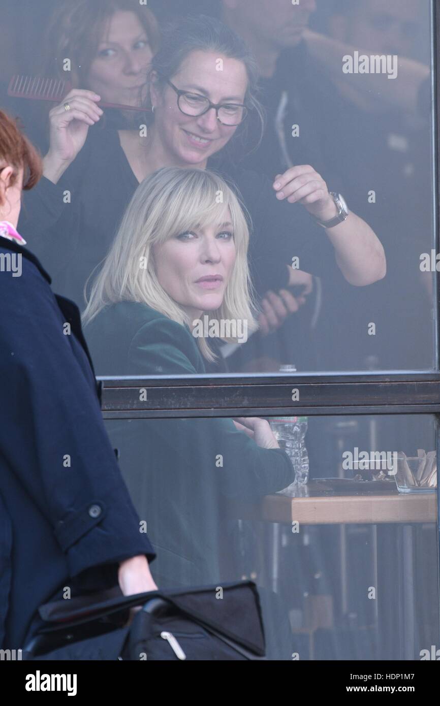 Sandra Bullock and Cate Blanchett on the set of 'Ocean's Eight ...