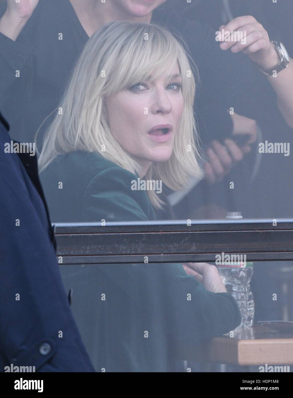 Sandra Bullock and Cate Blanchett on the set of 'Ocean's Eight ...