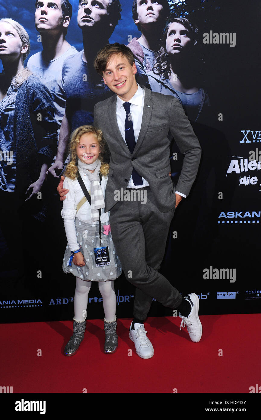 Timmi trinks hi-res stock photography and images - Alamy