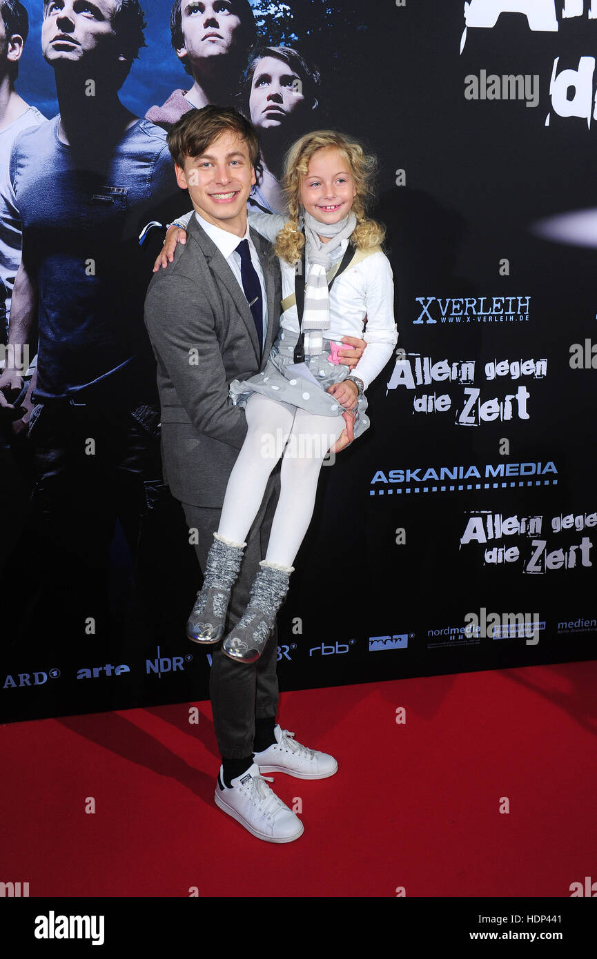 Timmi trinks hi-res stock photography and images - Alamy