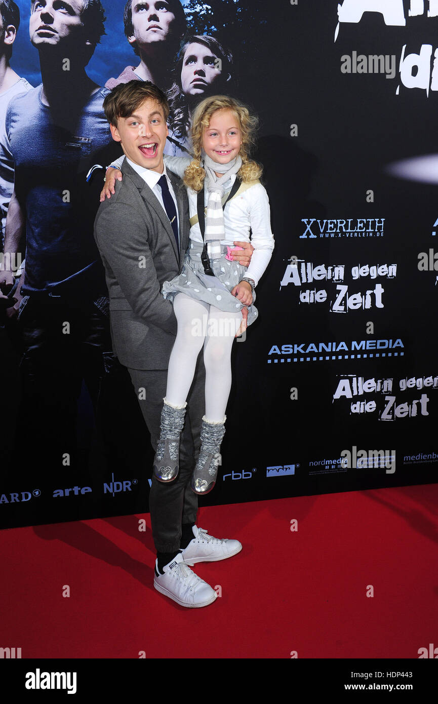 Timmi trinks hi-res stock photography and images - Alamy